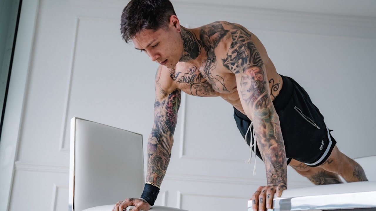 THE BEST HOME CHEST WORKOUT (YOU ONLY NEED THIS) – THENX